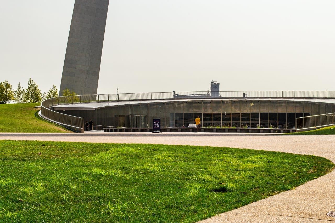 Stainless Steel Wall Panels at the Gateway Arch | Hendrick